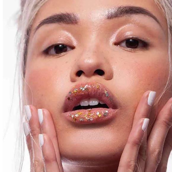 TRULY | Makeup | New Truly Beauty Starkisser Lip Plumping Masklip ...